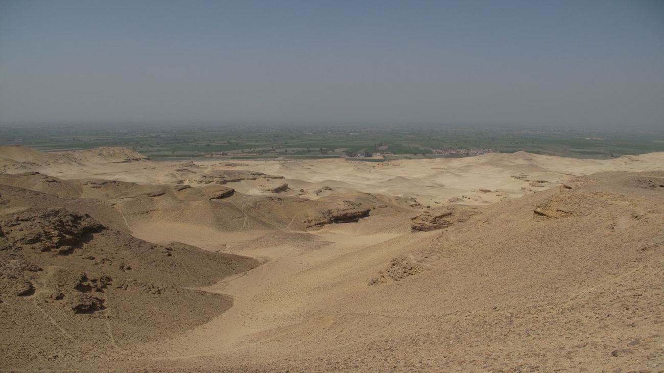 Cette pyramide fut découverte en 1900 par l
